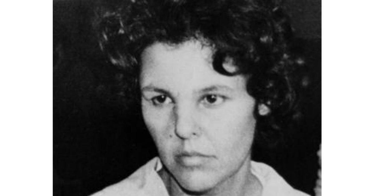 Andrew Cuomo commutes sentence for getaway driver Judith Clark in ...