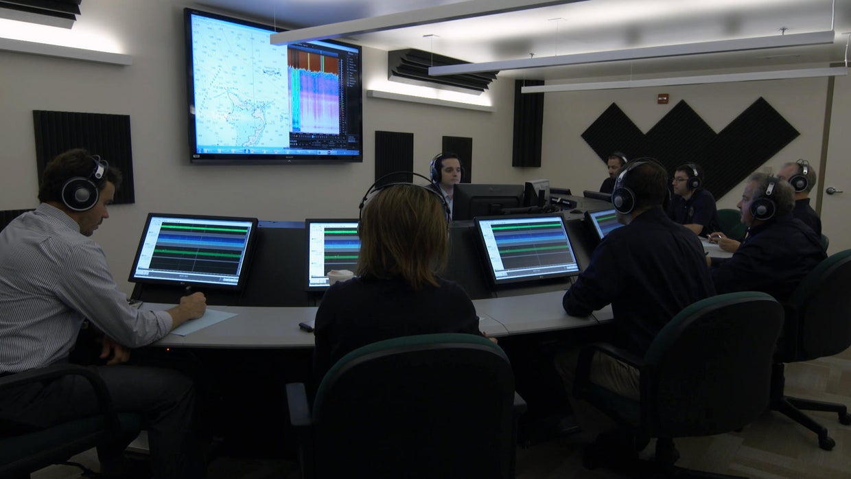 "Incredibly moving" audio from El Faro's final hours - CBS News