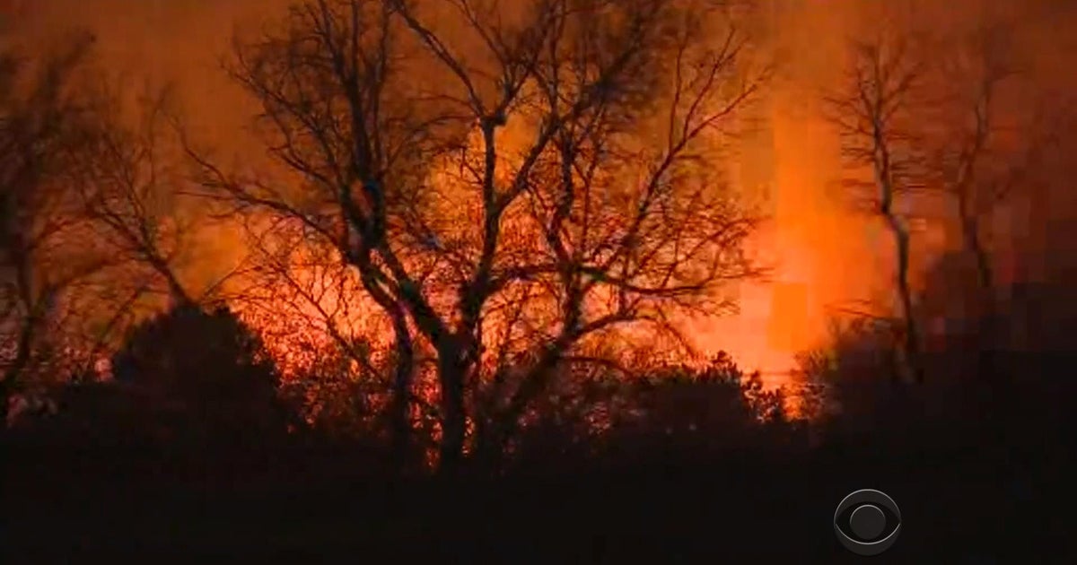 Conditions are ripe for winter wildfires in mid-South, Plains - CBS News