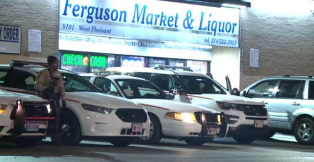 Tensions rise in Ferguson after new Michael Brown video surfaces - CBS News