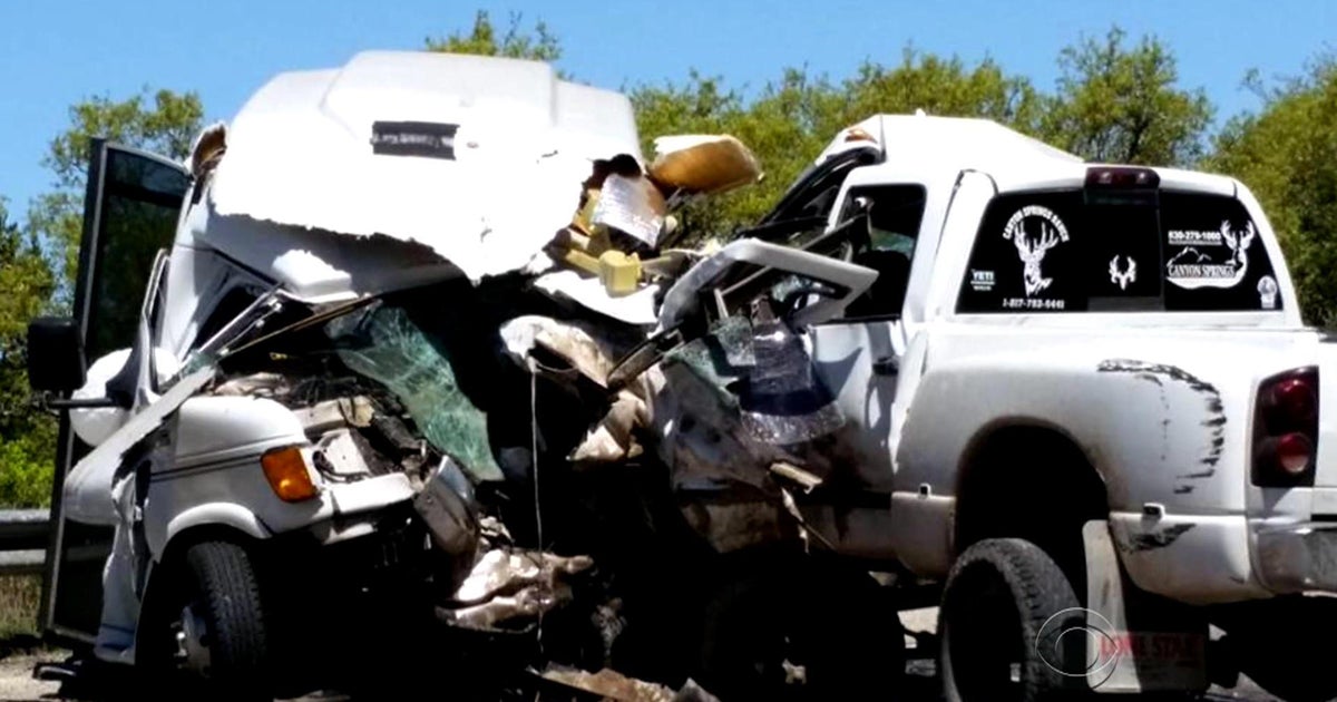 Truck driver indicted in church bus crash that killed 13 - CBS News
