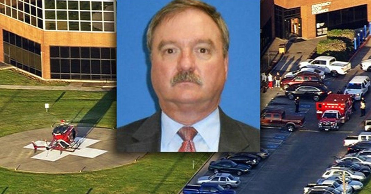 Officer dies after shooting at Texas courthouse - CBS News