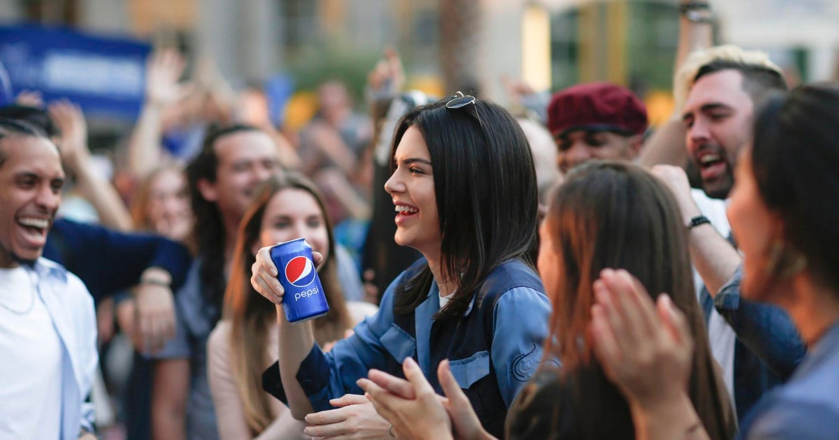 Pepsi pulls Kendall Jenner protest ad after uproar - CBS News