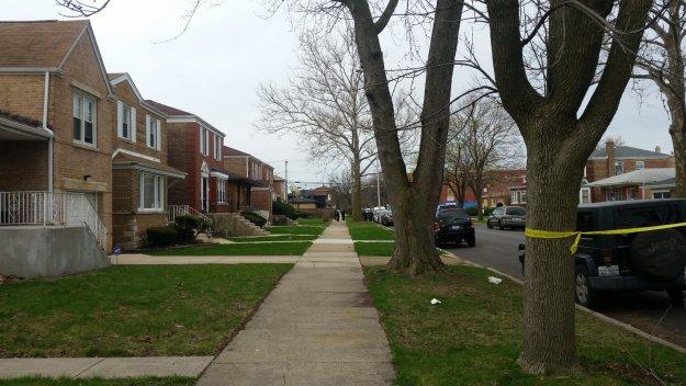 Cops: Judge shot to death outside Chicago home - CBS News
