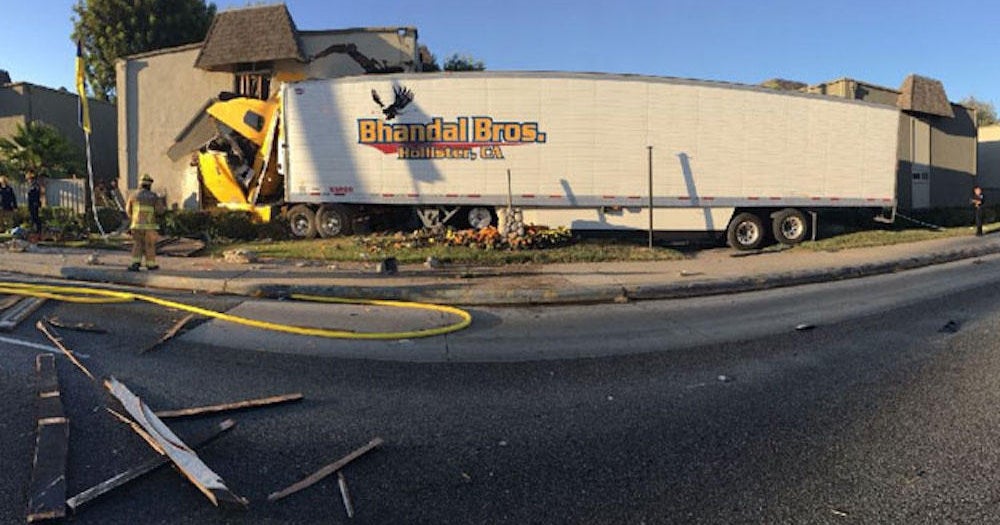 Tractor-trailer plows into apartment complex, injures 5 in Calif. - CBS ...