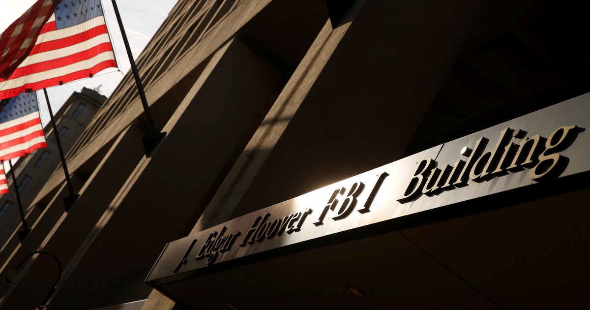 Claims on FBI informant play into agency's complicated history - CBS News