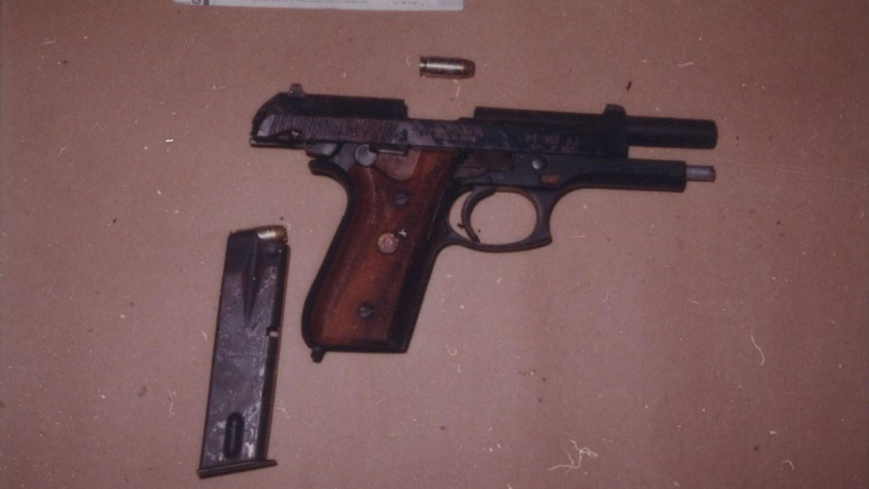 Richard Schlesinger: "I knew Andrew Cunanan's first victim" - CBS News