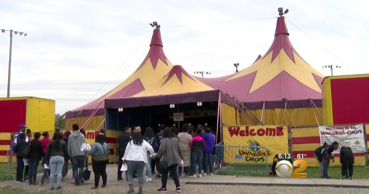 Circus performer falls nearly 40 feet during "Wheel of Death" stunt ...