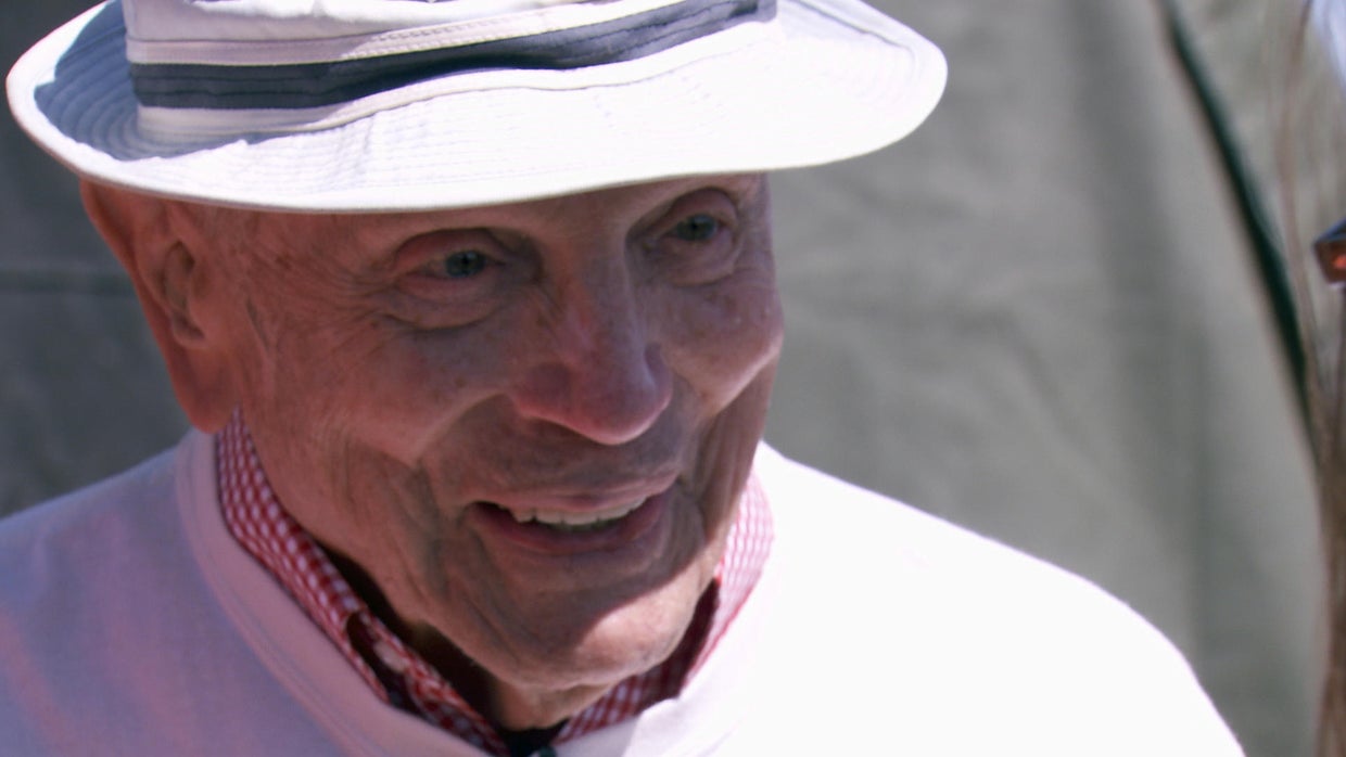 Nearly 100, WWII veteran Ben Skardon marches on - CBS News