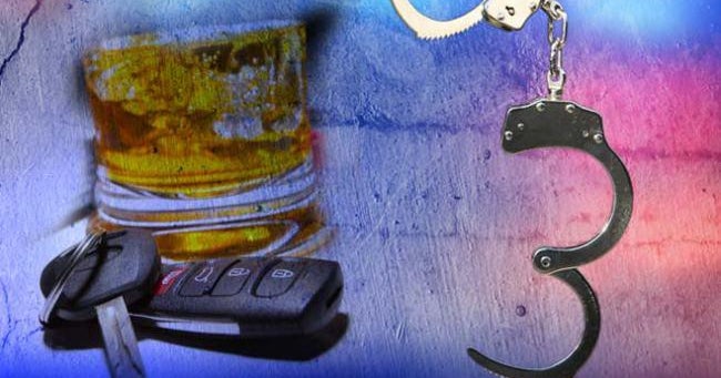 Roseville police officer conducts traffic stop, arrests teen driver ...