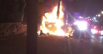 Man allegedly kicked by police after wild chase ID'd as bystander - CBS ...