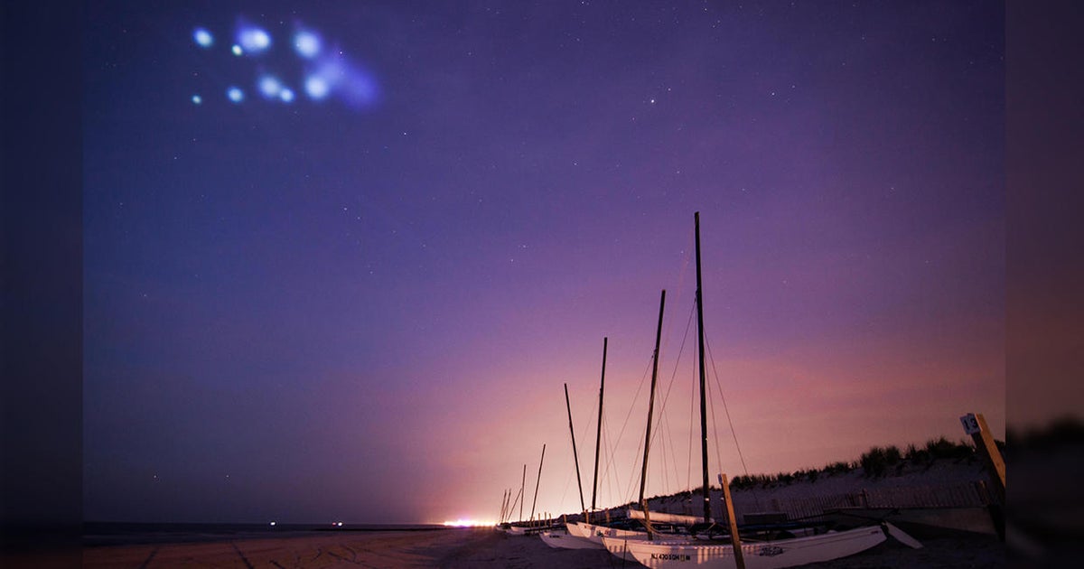 NASA rocket launch sends colorful clouds above the Atlantic coast - CBS ...