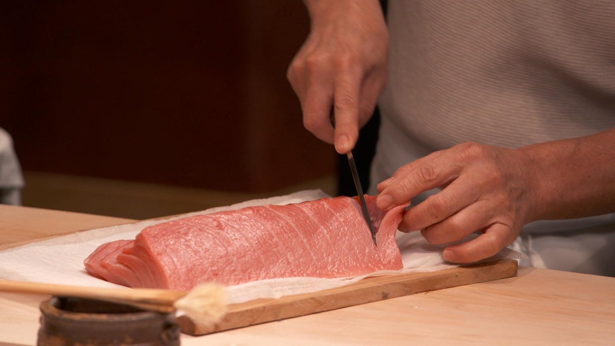 The Dish: Legendary sushi chef Masa Takayama - CBS News