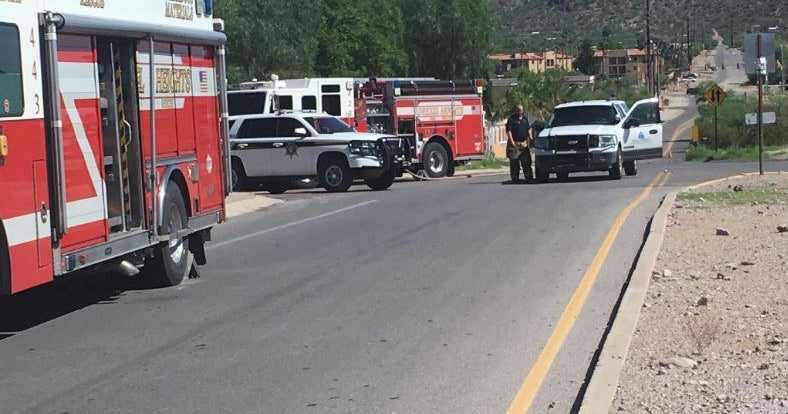 Landscaper dead after bee attack in Arizona - CBS News