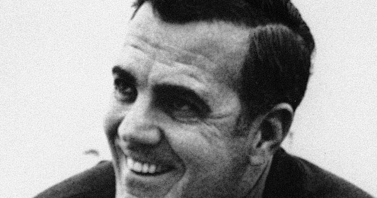 Ara Parseghian, legendary Notre Dame coach, dead at 94 - CBS News