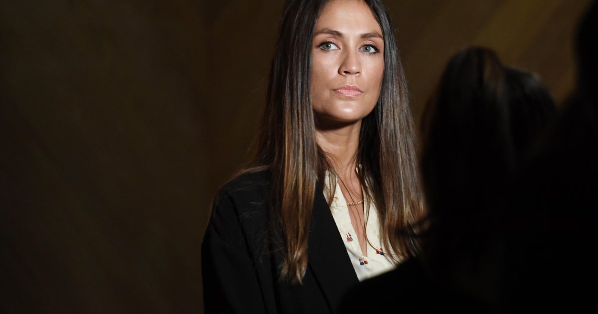 Actress Dominique Huett sues Weinstein Company, alleging it knew of ...