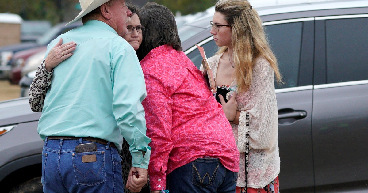 Record attendance at 1st service since Texas church shooting - CBS News