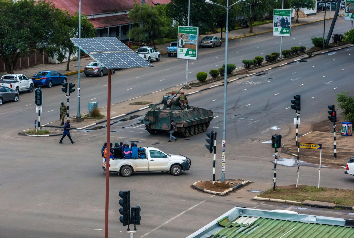 U.S. monitoring "fluid" situation in Zimbabwe - CBS News
