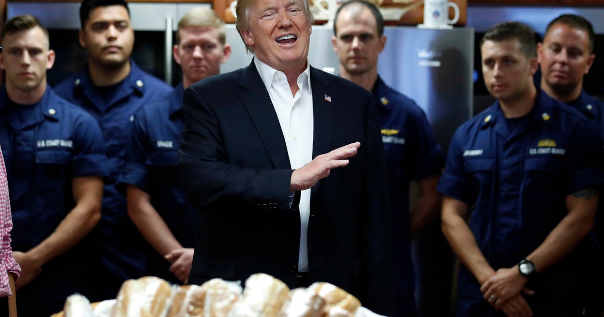 Here's what the Trumps are doing – and eating – on Thanksgiving - CBS News