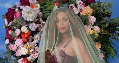 Instagram year in review: Top trends from 2017 - CBS News