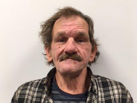 Police: Mom fatally stabbed; three kids in home unharmed - CBS News