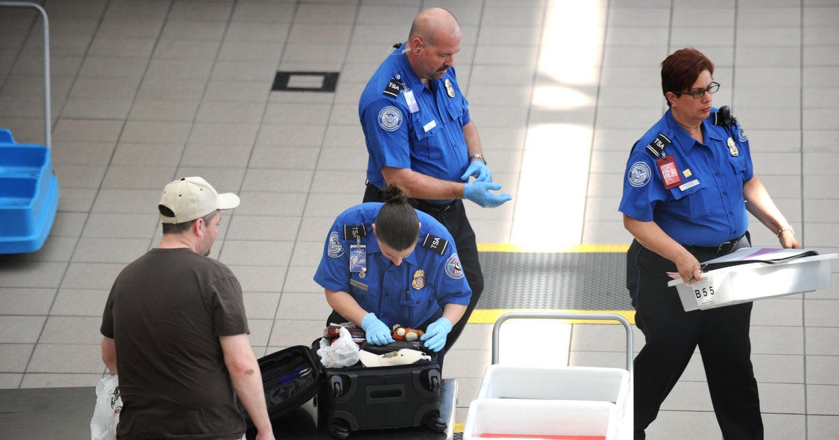 TSA reveals it's keeping a list of unruly passengers - CBS News