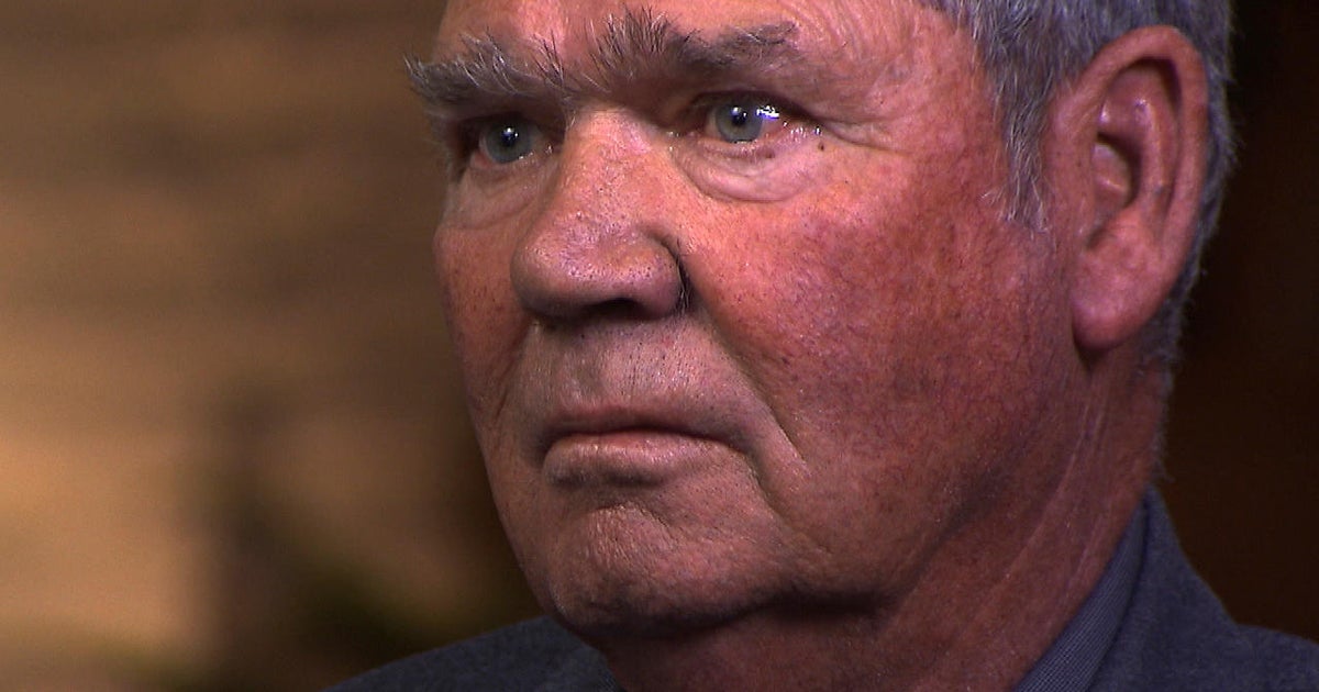 An untold story of Waco - CBS News