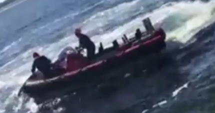 Video shows 89-year-old man being rescued from sinking vehicle - CBS News