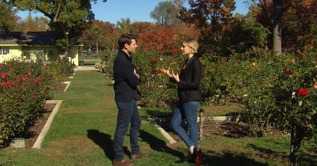 Greta Gerwig on why she fell in love with Barnard College - CBS News