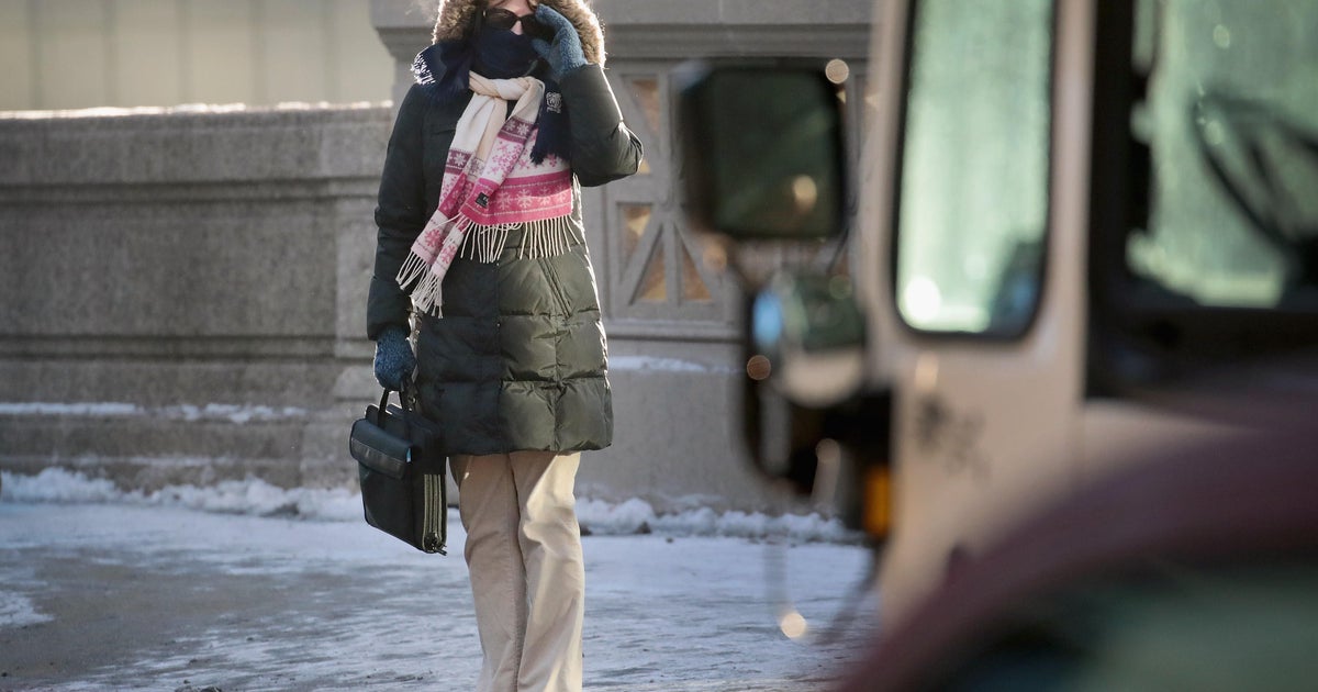 Cold weather deaths up as bomb cyclone, Chicago winter weather blamed ...