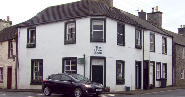 A book lovers paradise in southwest Scotland - CBS News