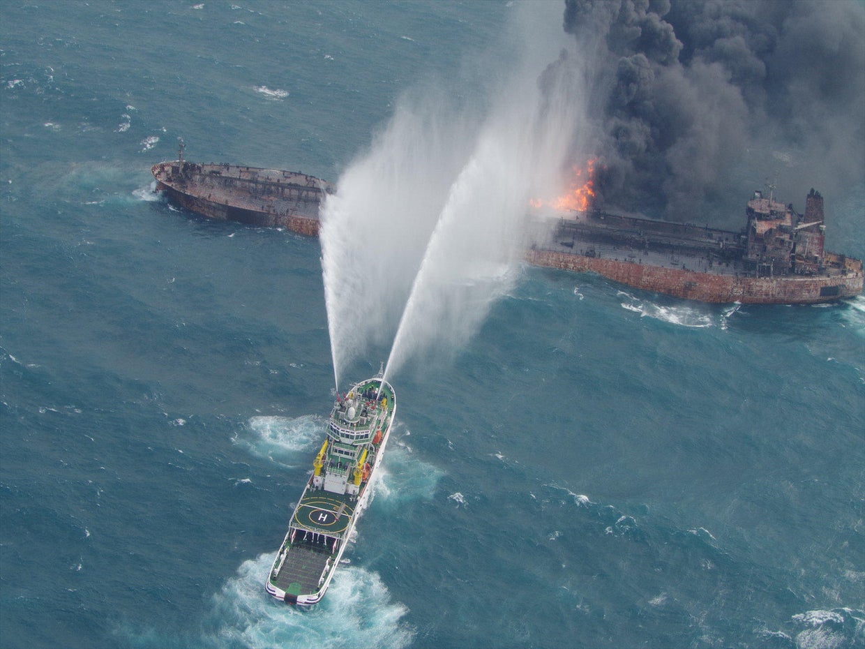 Iran oil tanker Sanchi sinks after oil slick fire caused by collision ...