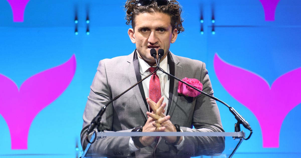 CNN parts ways with YouTube star Casey Neistat - CBS News
