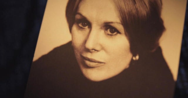 Behind closed doors of an elusive cult - CBS News