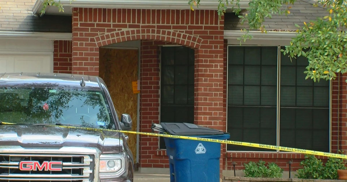 Austin package bomb victim's neighbor describes finding him after ...