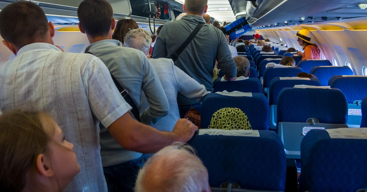 When does a sick passenger on a plane pose a health risk? - CBS News