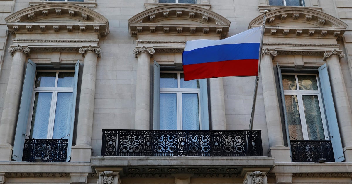 Russian diplomats expelled, Russian consulate in Seattle ordered closed ...