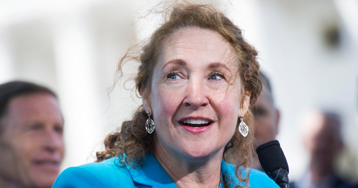 Rep. Elizabeth Esty apologizes for not protecting women in her office ...