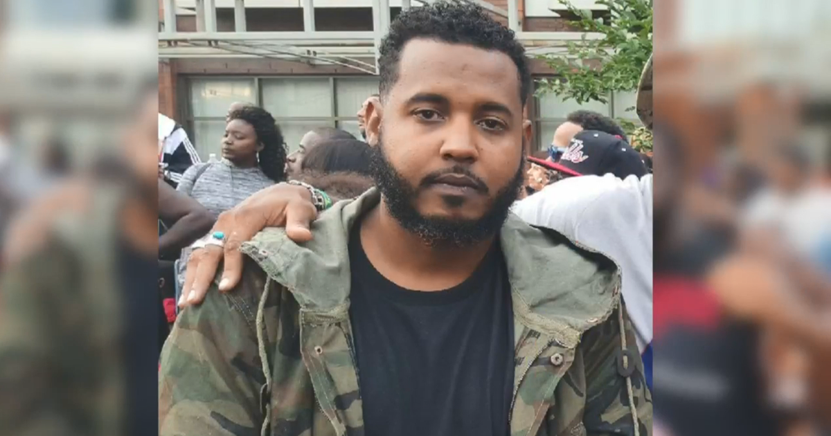 Minneapolis activist Tyrone Williams shot dead on his mother's front ...