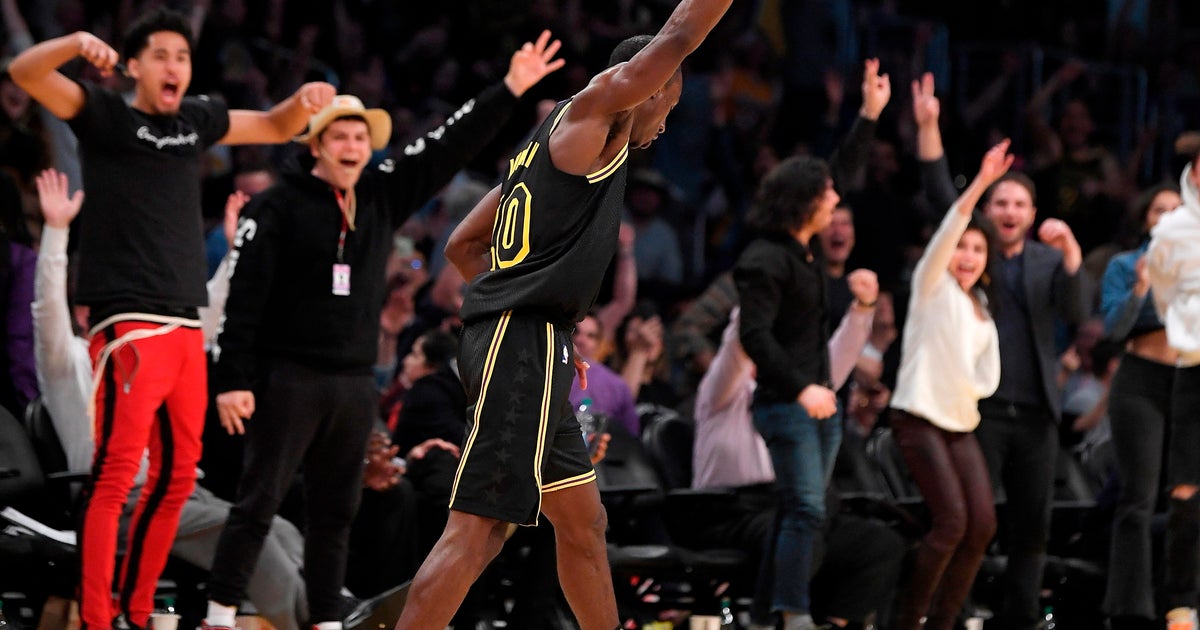 Andre Ingram, 32-year-old rookie, gets "MVP" chants with record ...