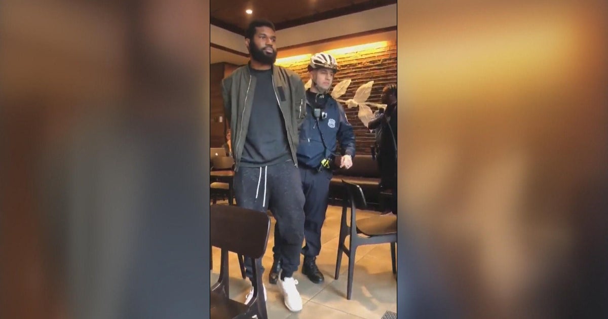 Black Men Arrested At Starbucks Settle For 1 Each Promise Of 200k