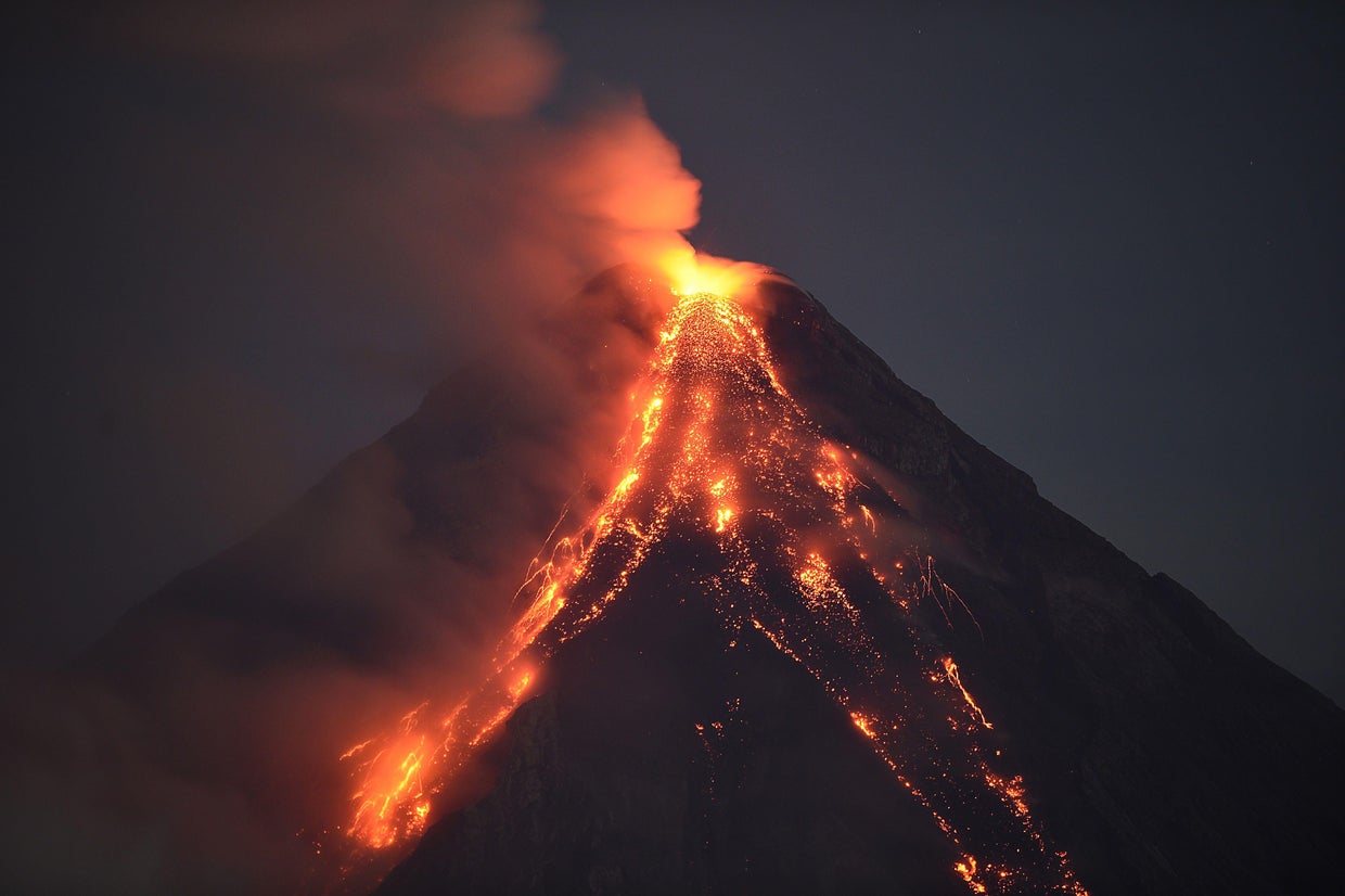 Dangerous volcanoes around the world