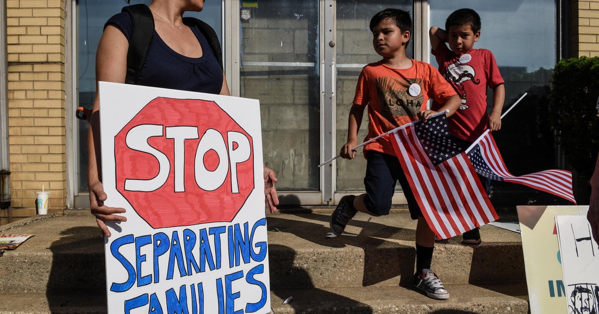 Border separations ripple through midterm campaigns - CBS News
