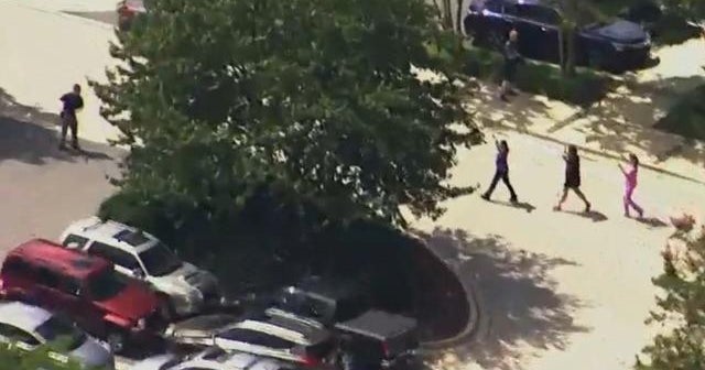 Annapolis Shooting Suspect In Custody But Not Identified Cbs News