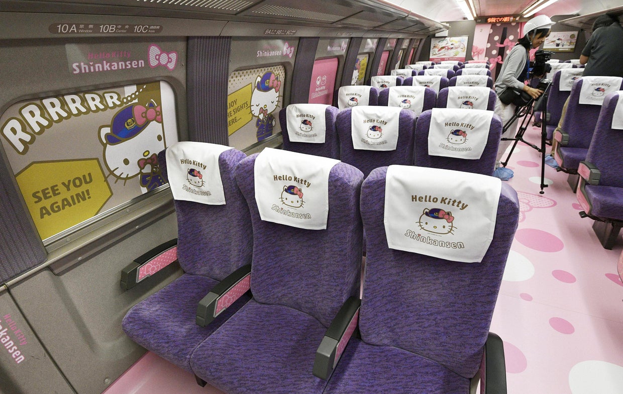 Hello Kitty-themed bullet train debuts in Japan - CBS News