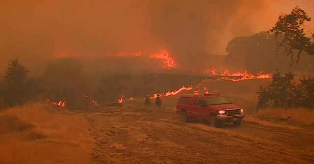 Heat wave increases West Coast wildfires risk as 40 fires are already ...