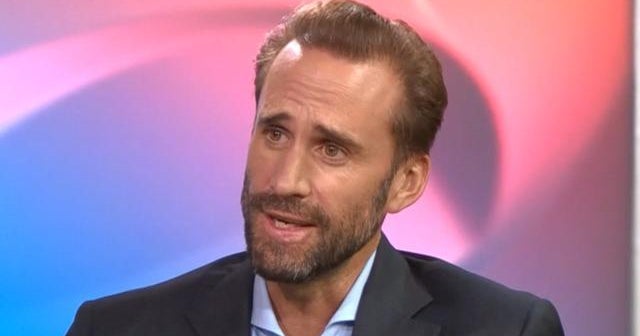 Joseph Fiennes on how "The Handmaid's Tale" mirrors real life - CBS News