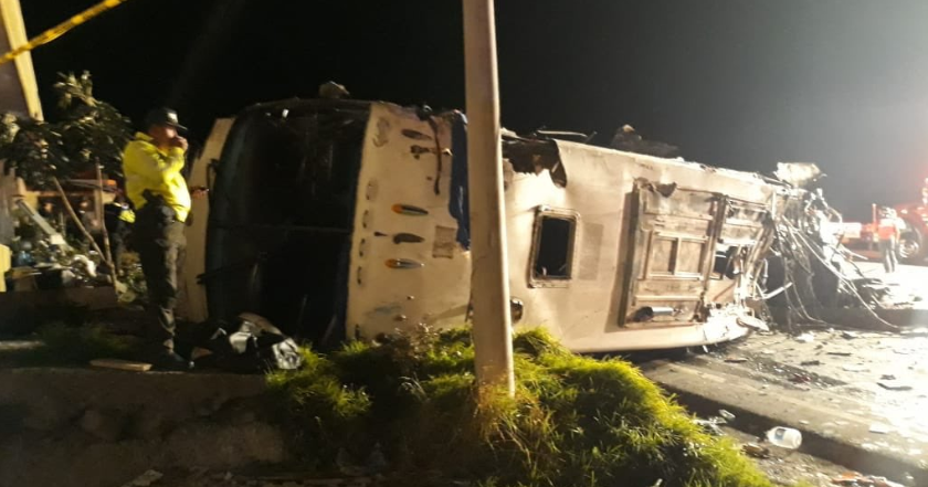 Second bus tragedy in less than three days kills 24 people in Ecuador ...