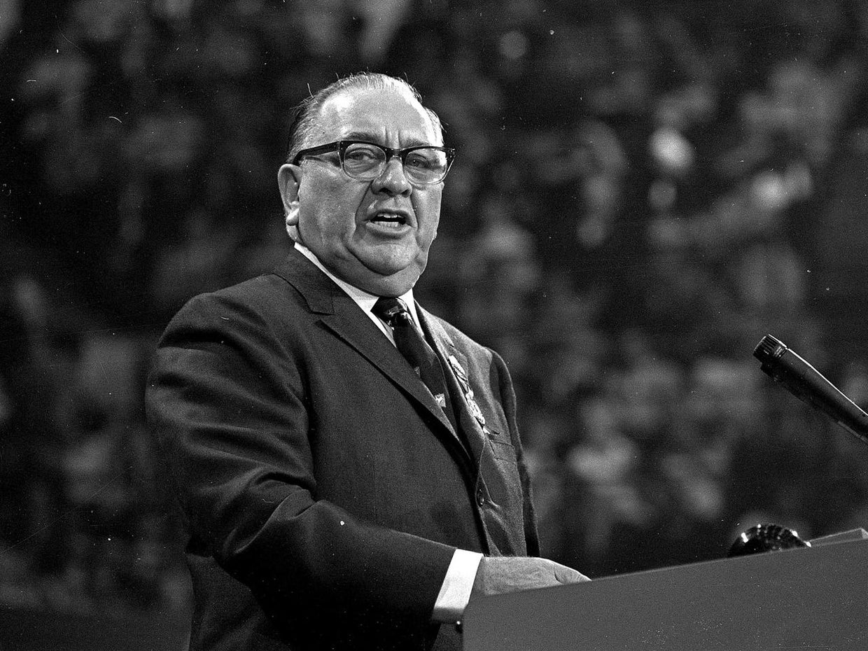 Remembering 1968: Chicago's bloody Democratic Convention - CBS News