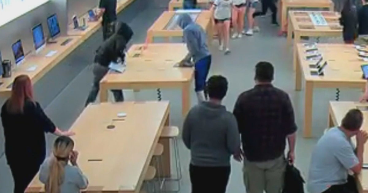 Apple store robberies on the rise – but are thieves in for a surprise ...
